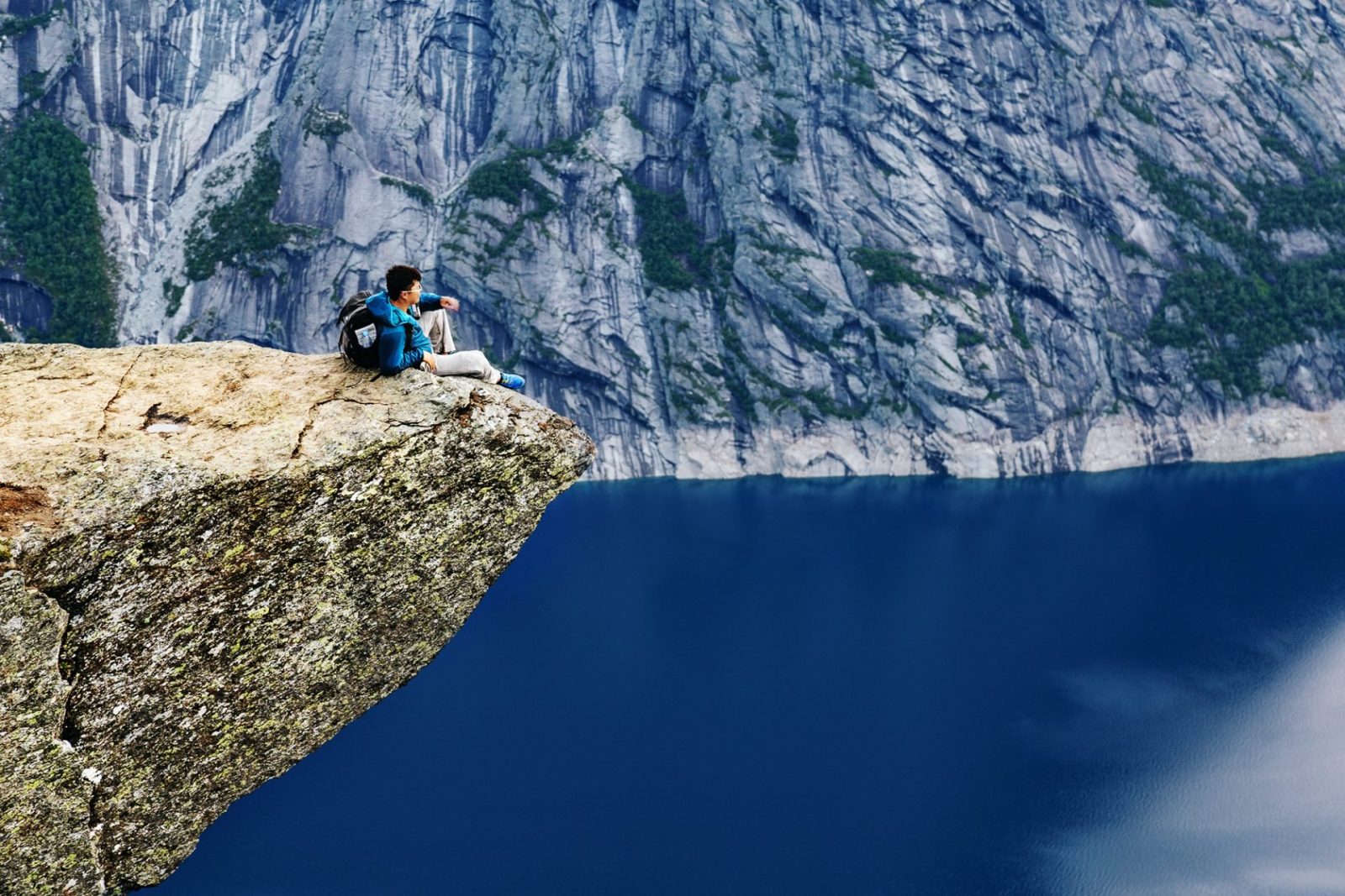 6 Most Extreme Destinations around the World | Elite Travel Blog