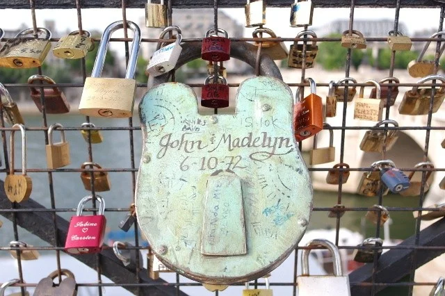 17 Photos of Love Locks, Pont des Arts & Pont Neuf Bridge, Paris