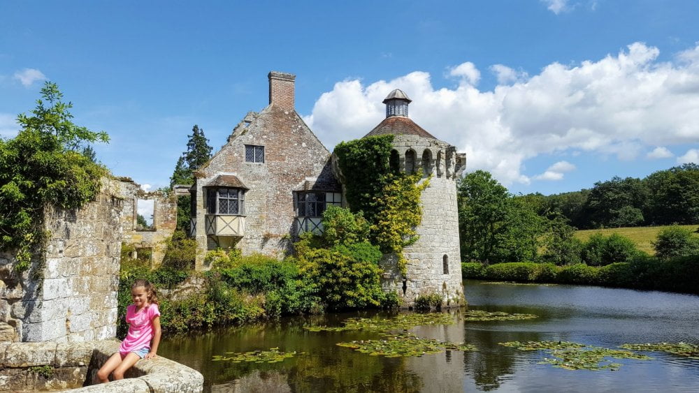 (Photos) Scotney Castle Review: Is It Worth It? | Elite Travel Blog