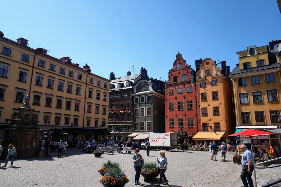 Colourful Houses & Narrow Streets of Gamla Stan, Stockholm | Elite ...
