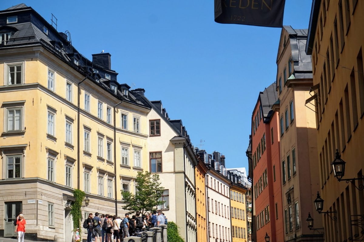 Colourful Houses & Narrow Streets of Gamla Stan, Stockholm | Elite ...