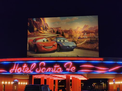 The First Ever Hotel Built Around The World - Infographic 🌍 Elite ...