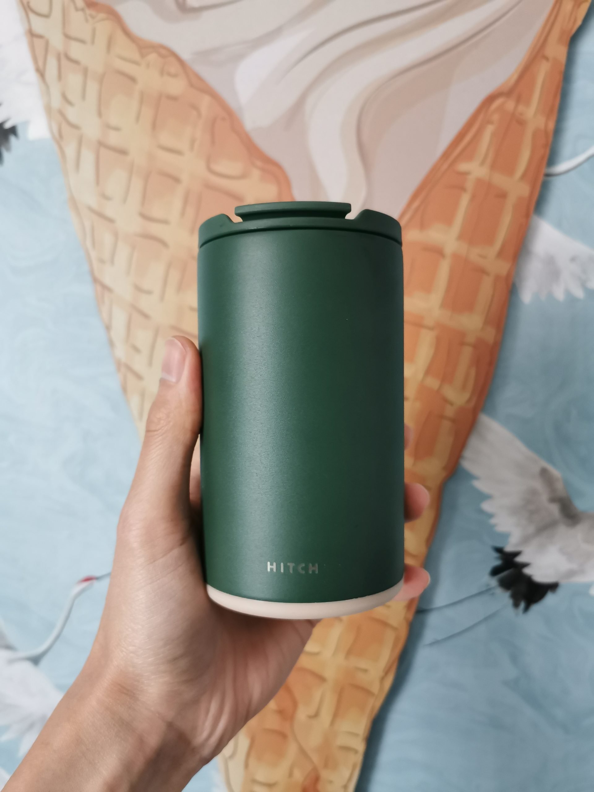 Hitch Bottle & Cup: 1 Year Review & Alternatives | Elite Travel Blog