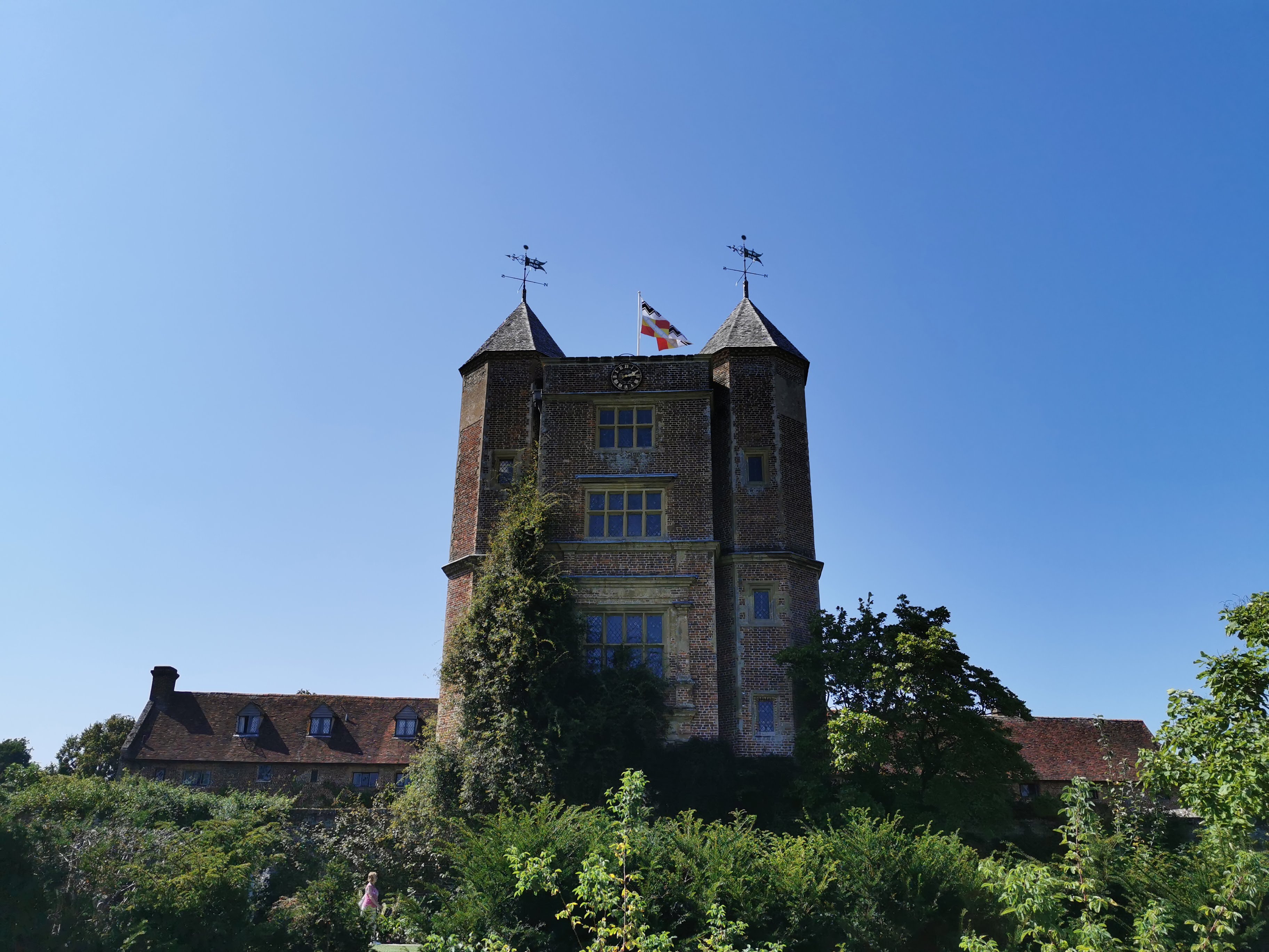 Sissinghurst Castle Garden Review, History & Guide | Elite Travel Blog