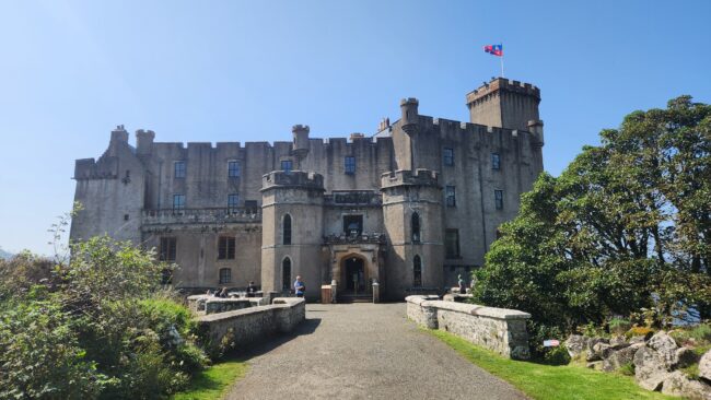 Dunvegan Castle Review: History & Visitor Guide | Elite Travel Blog
